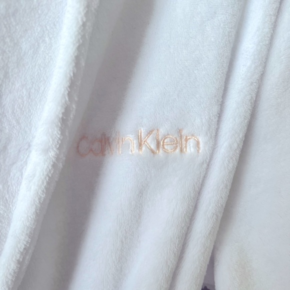 Calvin Klein | Intimates & Sleepwear | Calvin Klein Plush Robe | Poshmark